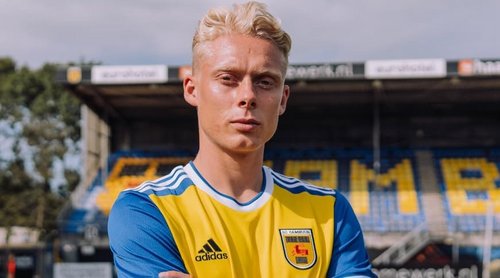 Thomas Poll "Lekker rennen over die linkerflank."